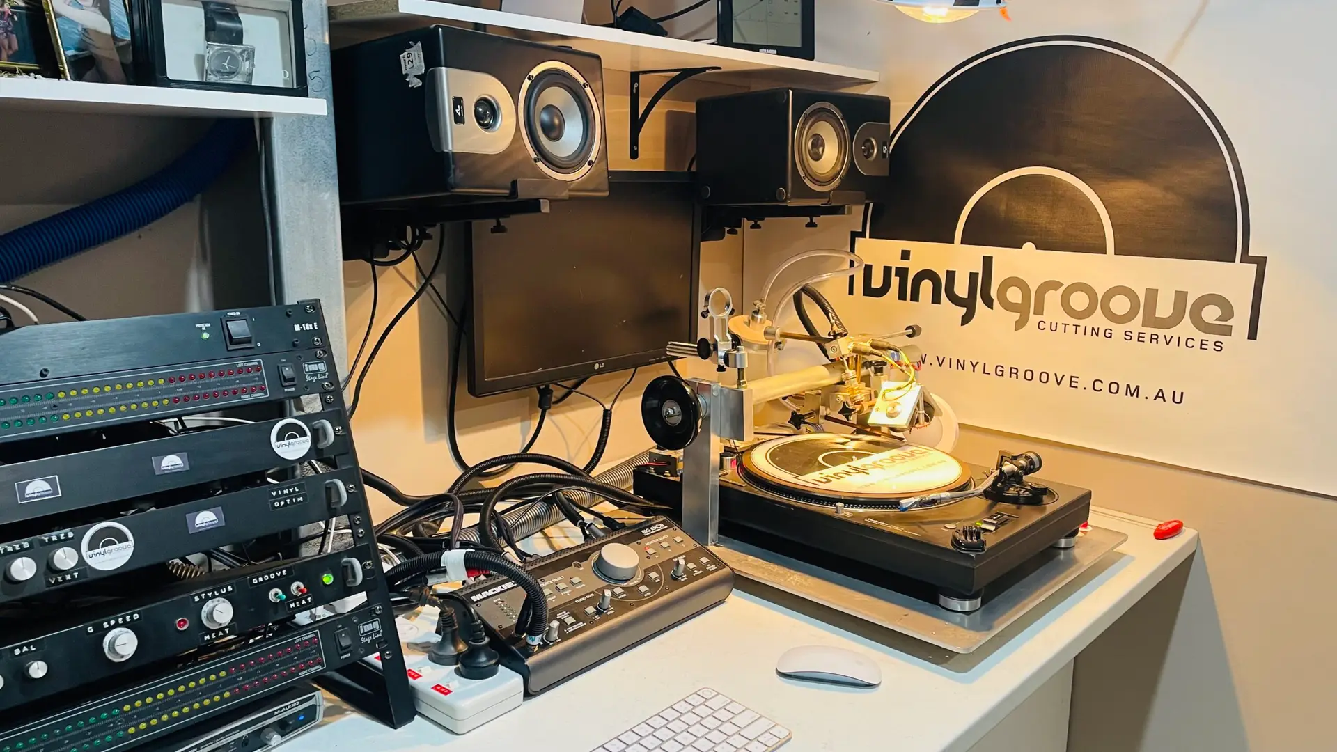 About - Vinyl Groove